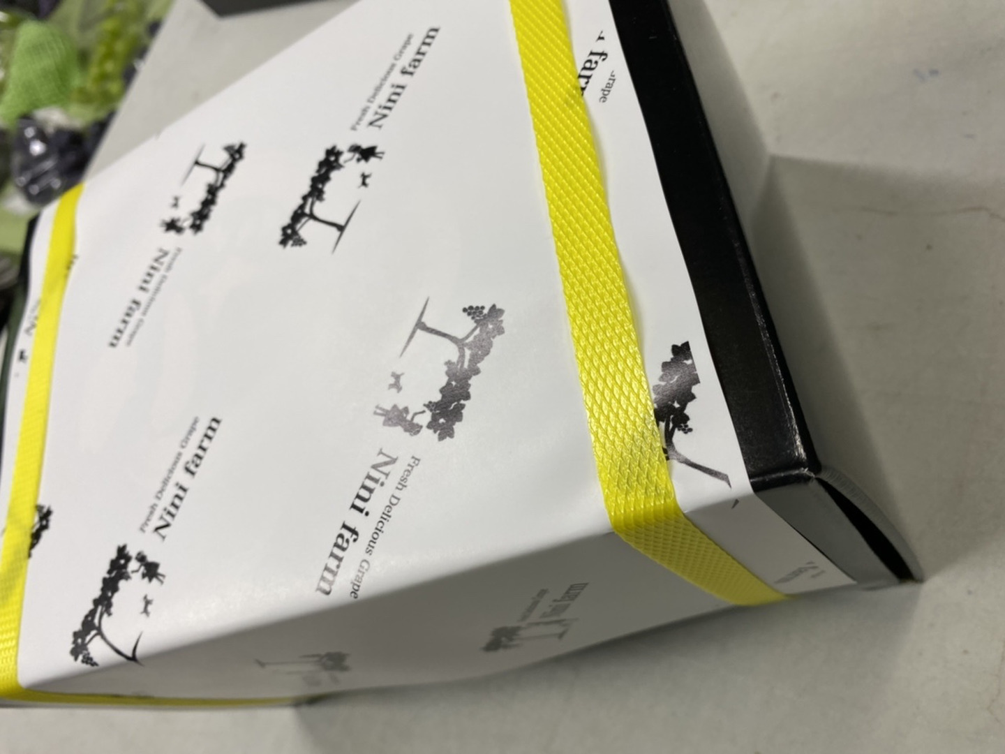 【Nini farm厳選葡萄】9月中旬から順次出荷 高品質完熟シャインマスカット(約800g)：岡山県産のその他ぶどう｜食べチョク｜産地直送(産直)お取り寄せ通販 - 農家・漁師から旬の食材を直送