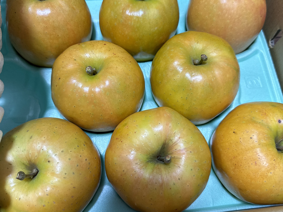 ラスト3箱 中が赤い‪‬第2弾(;ﾟДﾟ)!なかののきらめき3kg：長野県産のなかののきらめき｜食べチョク｜産地直送(産直)お取り寄せ通販 - 農家・漁師から旬の食材を直送