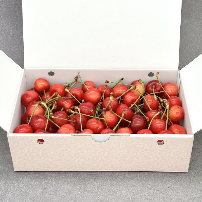 【先行予約】大玉で高糖度！さくらんぼ 2～3L バラ 約700g：山梨県の投稿｜食べチョク｜産地直送(産直)お取り寄せ通販 - 農家・漁師から旬の食材を直送