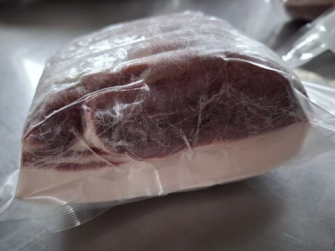 ジビエ ロース ブロック 560g：香川県産の猪肉｜食べチョク｜産地直送(産直)お取り寄せ通販 - 農家・漁師から旬の食材を直送