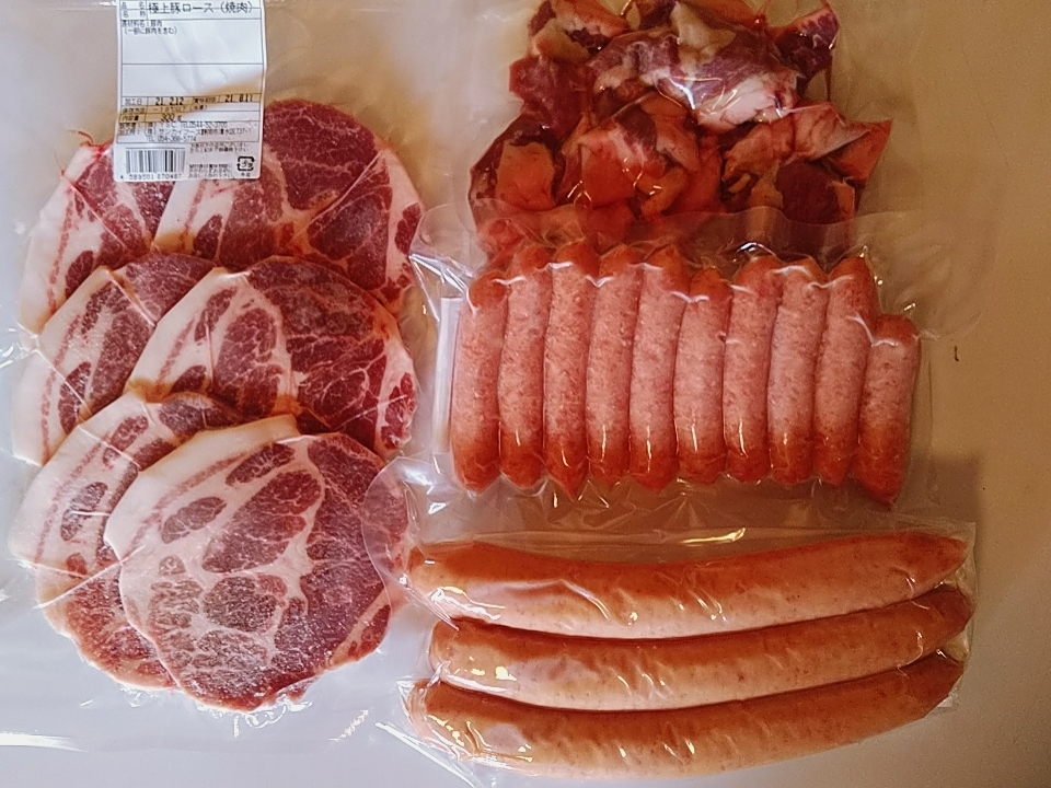 【バーベキューセット】4人前★YSC-LAND★ぶた牧場：静岡県産のその他豚肉｜食べチョク｜産地直送(産直)お取り寄せ通販 - 農家・漁師から旬の食材を直送